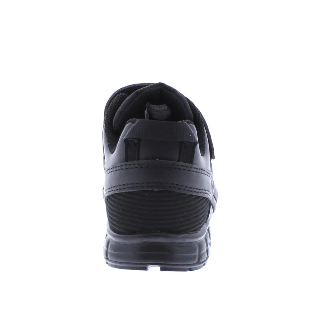 CHARGE BTS SNEAKER